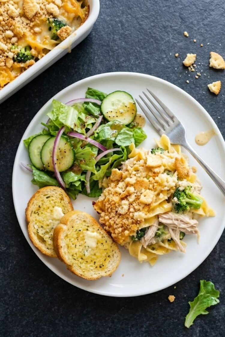 Chicken Broccoli Noodle Casserole Recipe - Emily Chicken